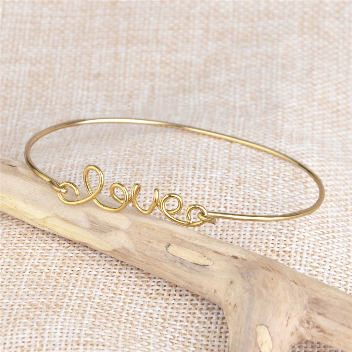 Love Bangle - Buy Love Bangle Product on 东莞市乐瑞欣五金饰品有限公司（B2B）